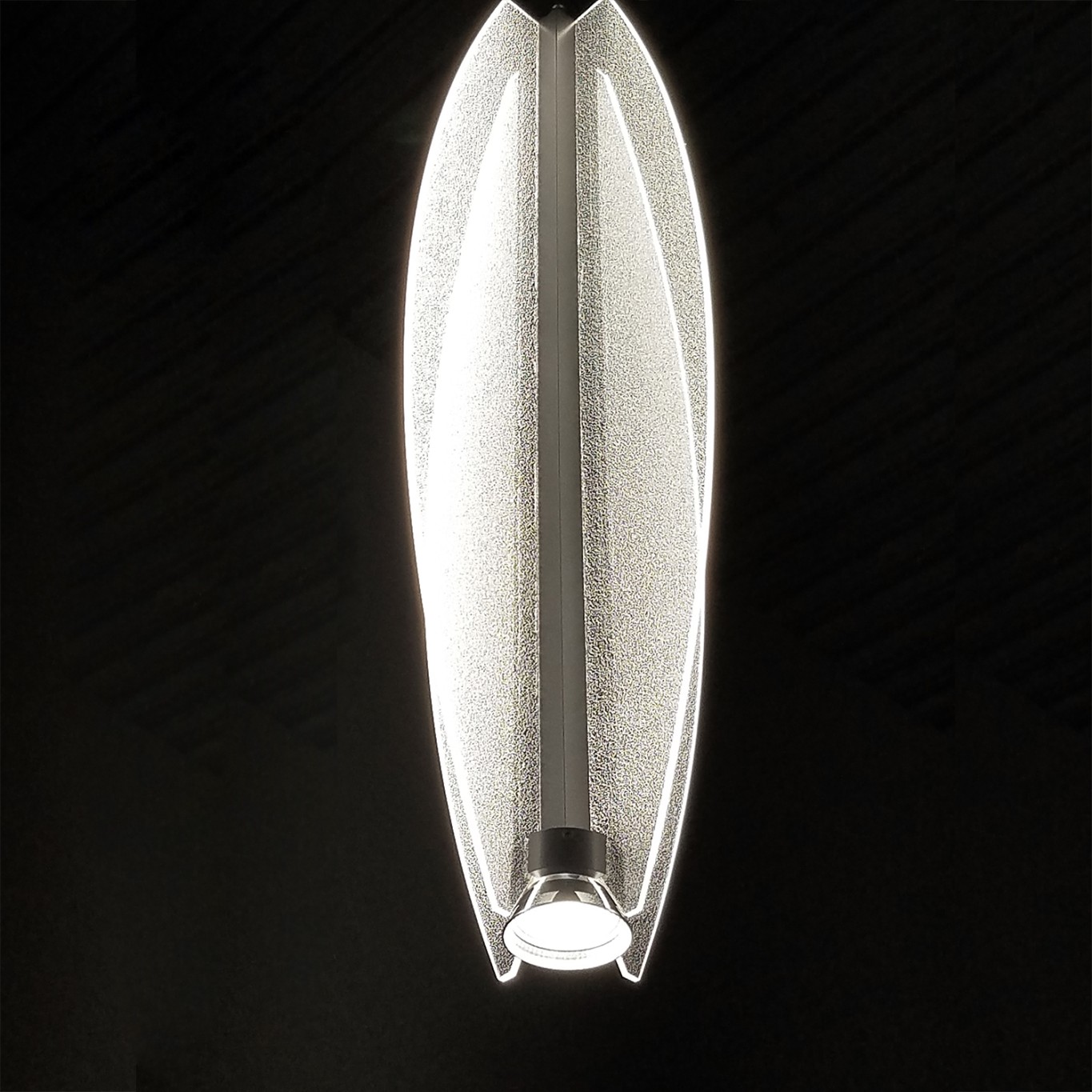 Manning Lighting Planar Vertical Pendant P-111